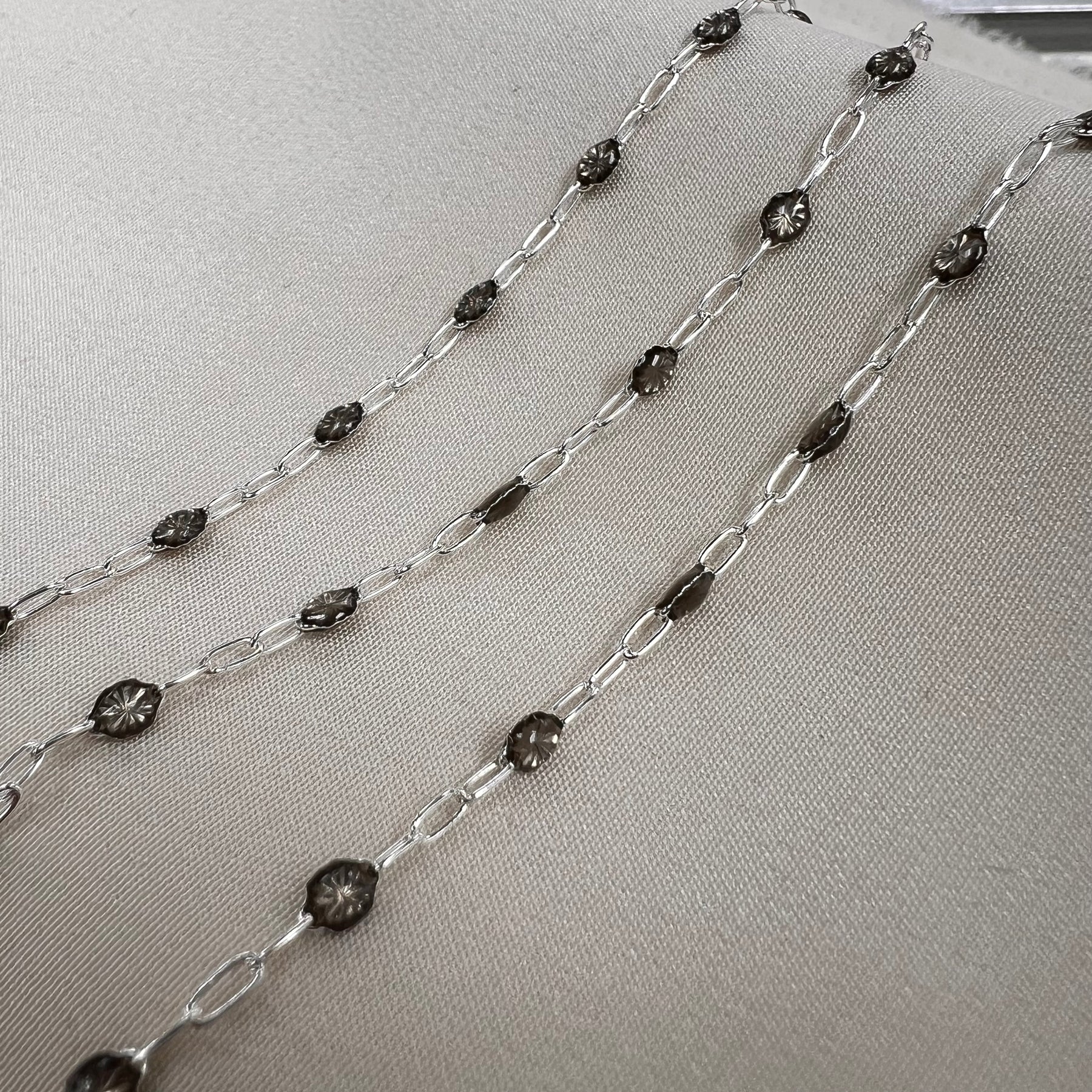 CX27: Enamel Paperclip Chain by the foot – Oriental Treasure