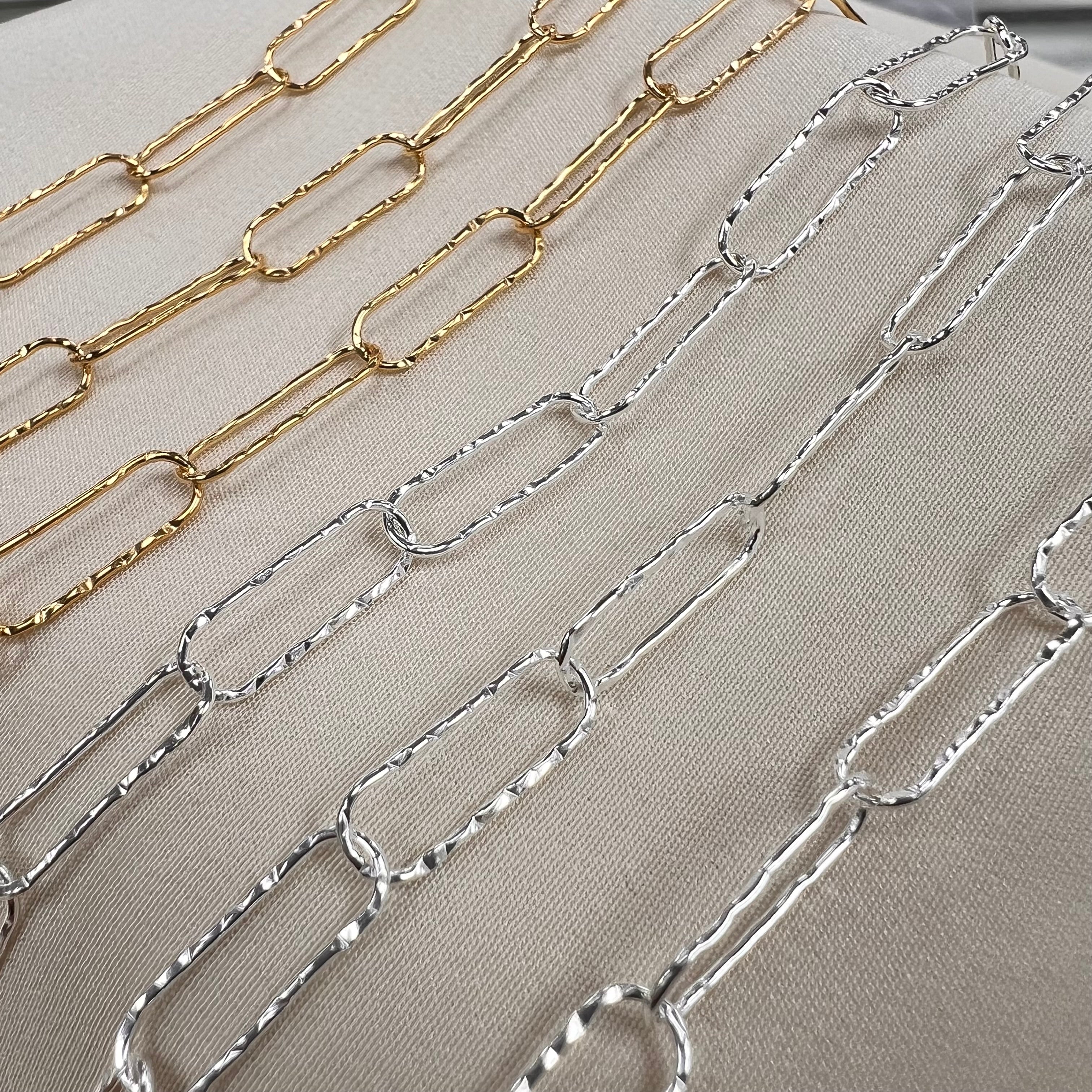 CX60H: Hammered 5.5mmm lightweight Paperclip #7 chain by the foot ...