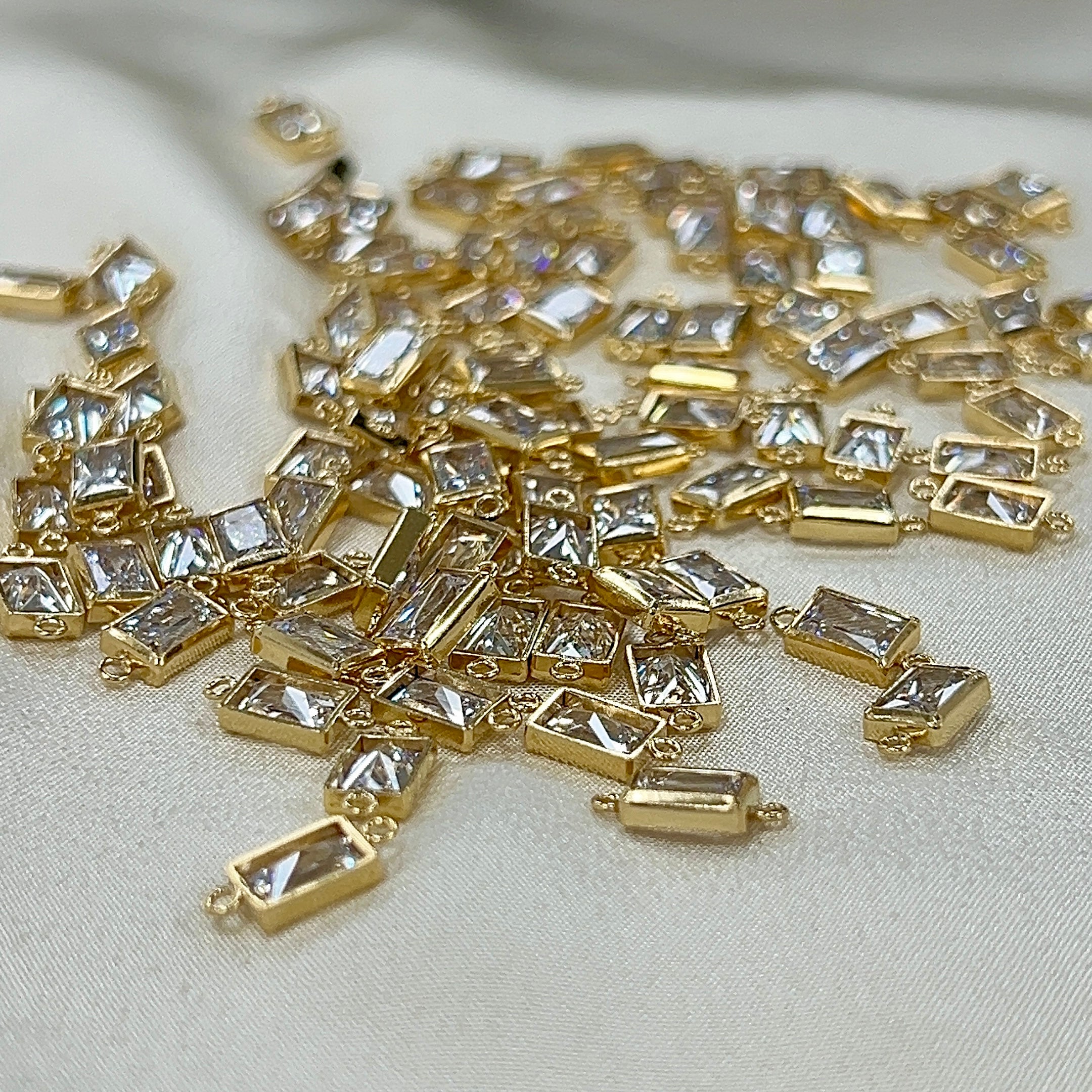 CN49 - 4x6 Rectangle CZ Connector – Oriental Treasure